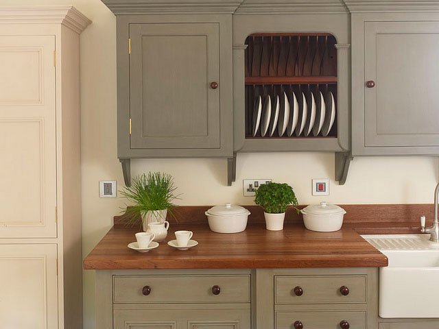 4 Smart Ideas for Kitchen Racks Design & Shelving