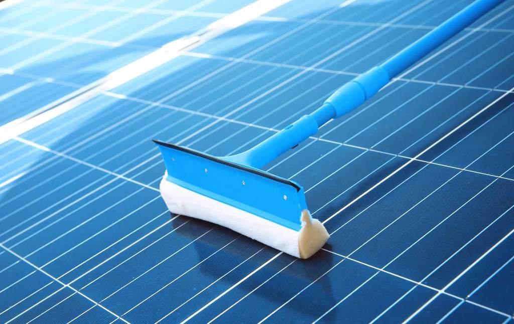 5 Methods Of Cleaning Solar Panels » Residence Style