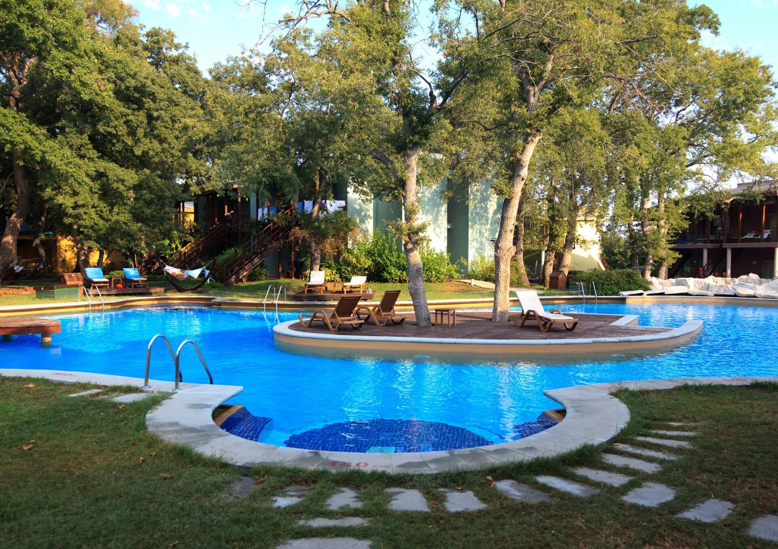 Benefits of Your Own Saltwater Pool » Residence Style