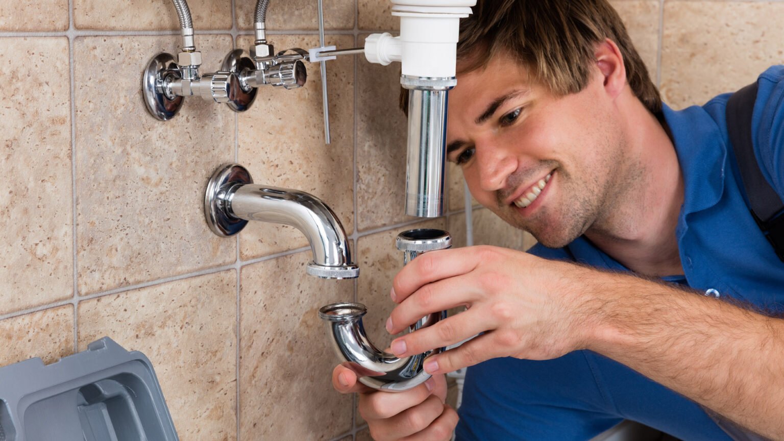 Benefits of Hiring Professional Plumbers » Residence Style