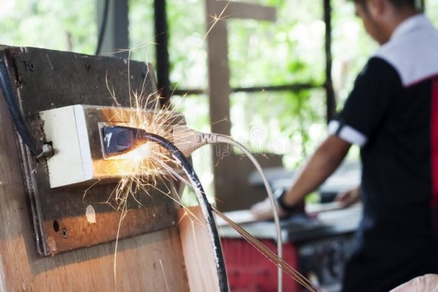 Sparking Outlets? What Should You Do? » Residence Style