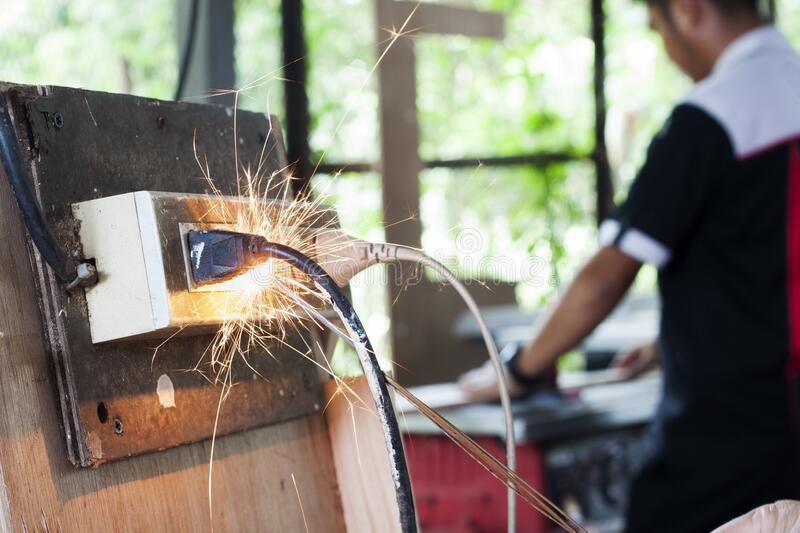 Sparking Outlets? What Should You Do? » Residence Style