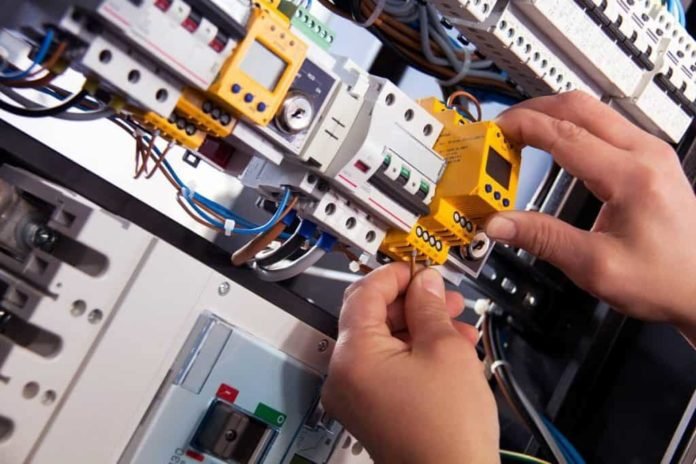 How To Fix An Overloaded Electrical Circuit » Residence Style