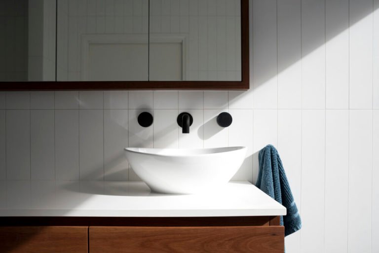 A Crash Course in Tap Finishes: Add Colour and Texture to Your Bathroom ...