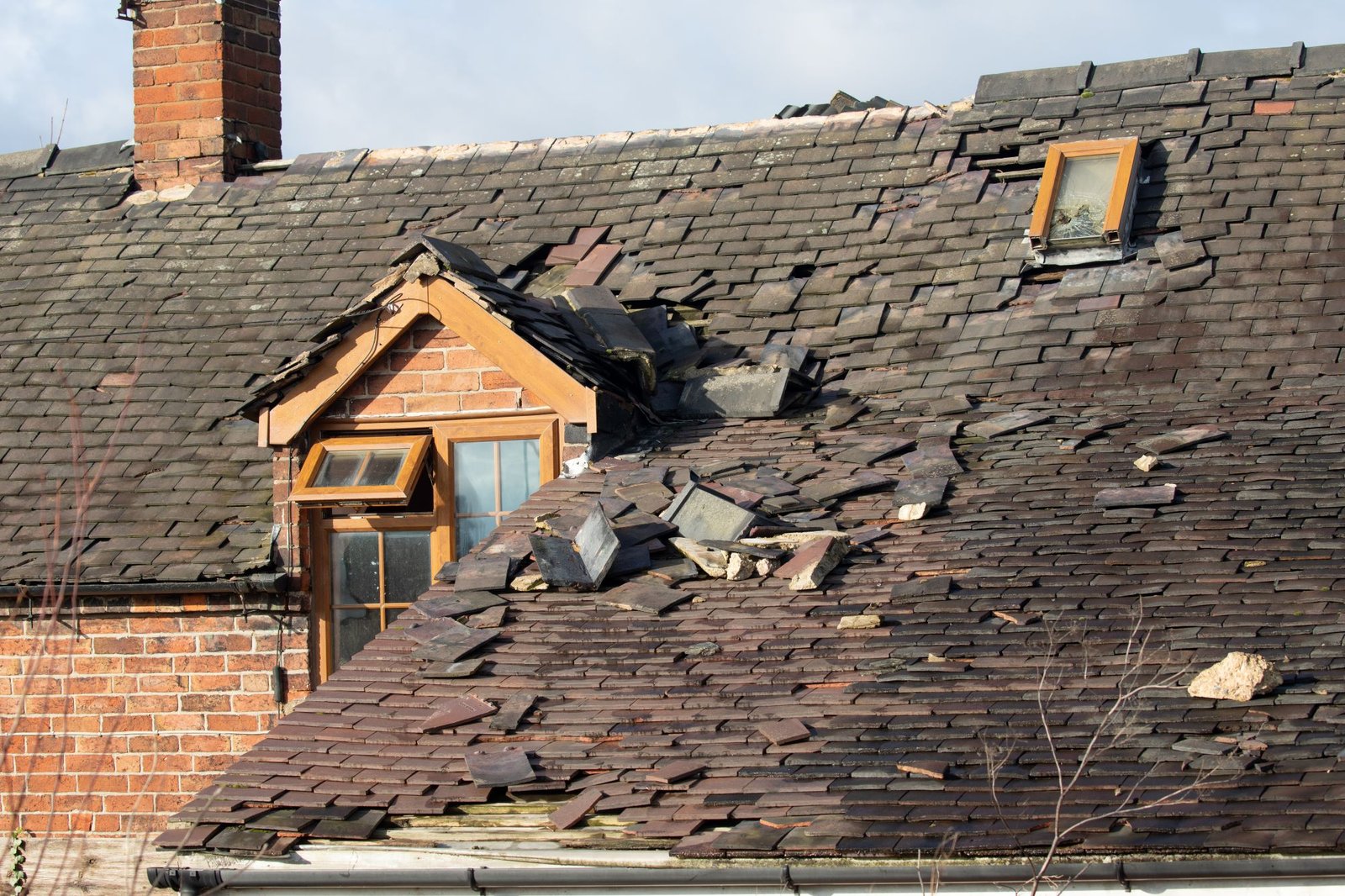 6 Signs Of High Wind Damage On Your Roof » Residence Style