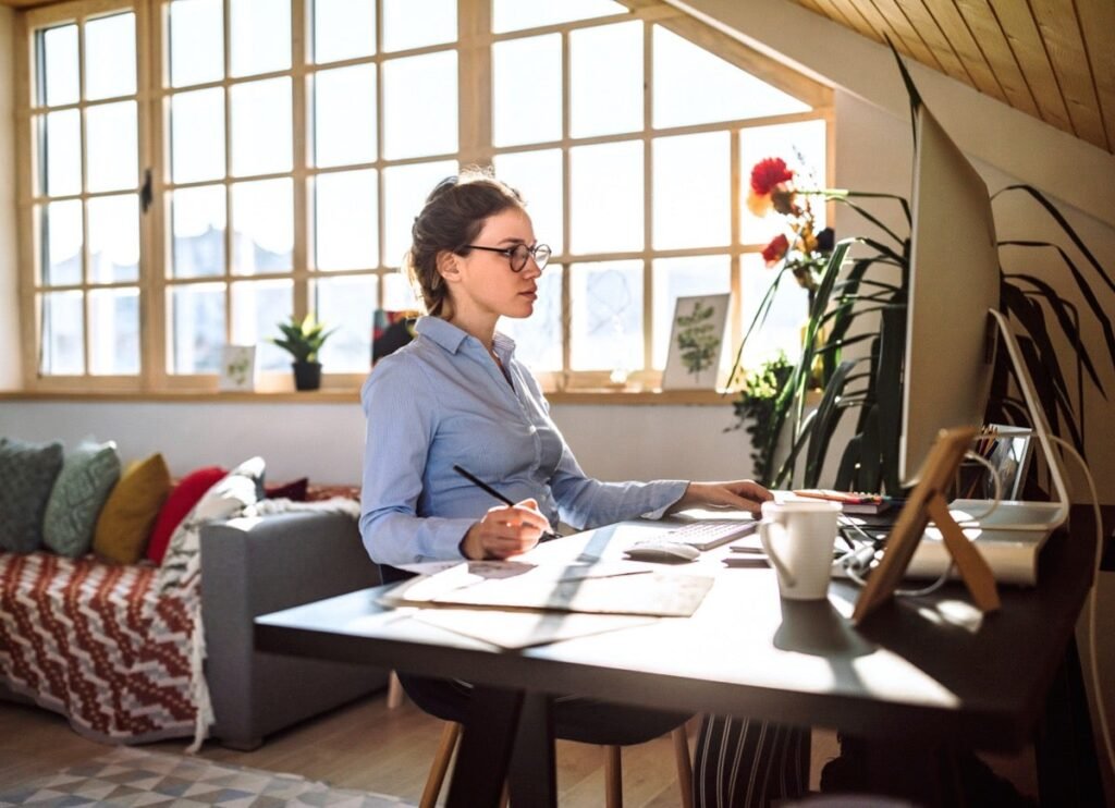 Renovating Your Home Office: Ergonomics and Productivity