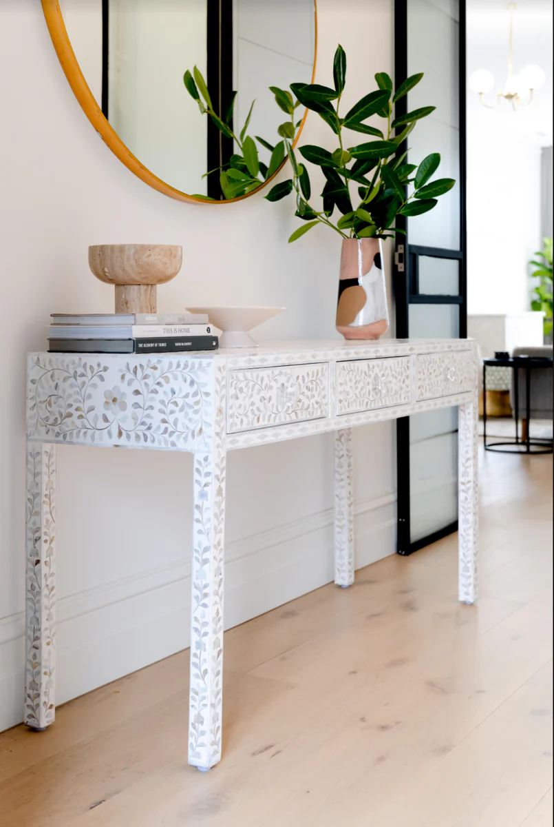 7 Mistakes to Avoid When Incorporating Bone Inlay Furniture in Interior ...