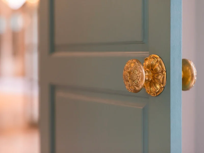 How To Easily Revamp Your Interior Doors Without Replacing Them ...